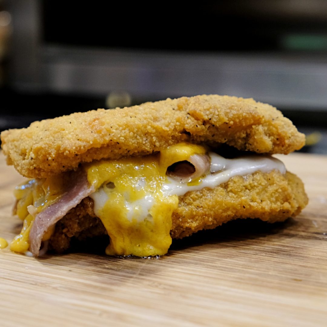 [Review] เมนูชีสโคตรฟิน ที่ Holy Cheese ร้านที่สายชีสต้องมาโดน