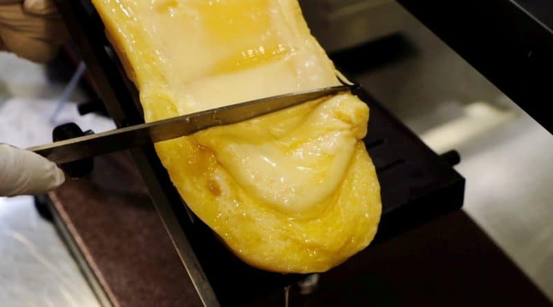 [Review] เมนูชีสโคตรฟิน ที่ Holy Cheese ร้านที่สายชีสต้องมาโดน