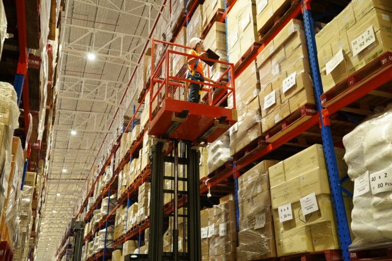 พาไปดู Shopee Warehouse แห่งแรกในไทย : จากคลังสินค้ามาถึงมือเรา