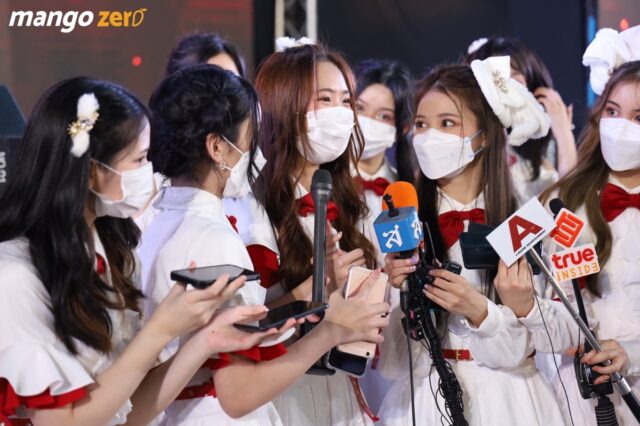 เปิดตัว BNK48 รุ่นที่ 3 พร้อมซิงเกิลใหม่ "First Rabbit" พร้อมโชว์การ ...