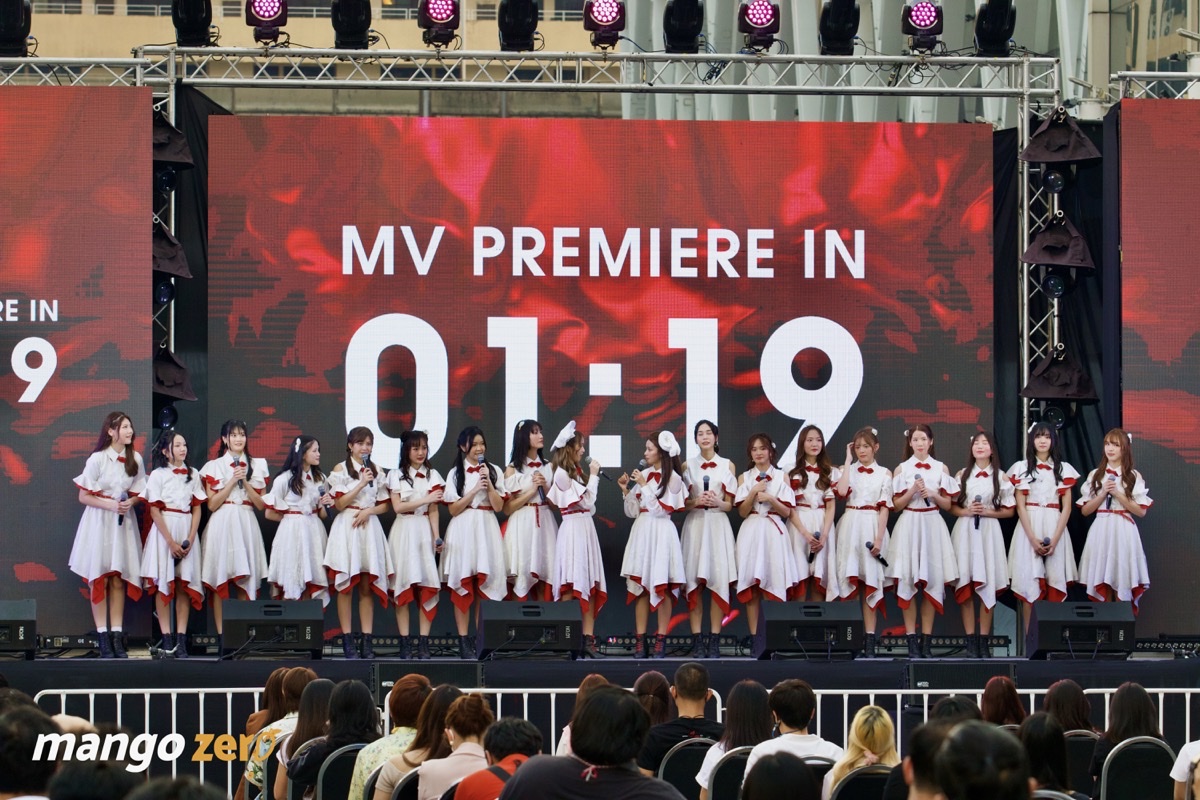 เปิดตัว BNK48 รุ่นที่ 3 พร้อมซิงเกิลใหม่ "First Rabbit" พร้อมโชว์การ ...