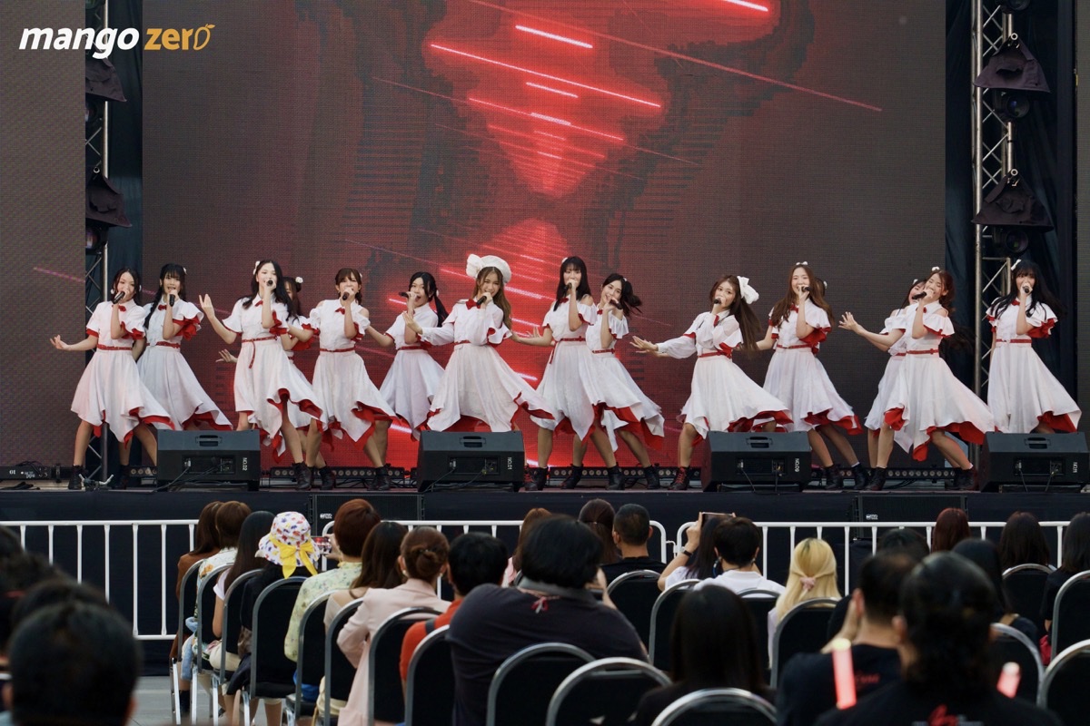 เปิดตัว BNK48 รุ่นที่ 3 พร้อมซิงเกิลใหม่ "First Rabbit" พร้อมโชว์การ ...