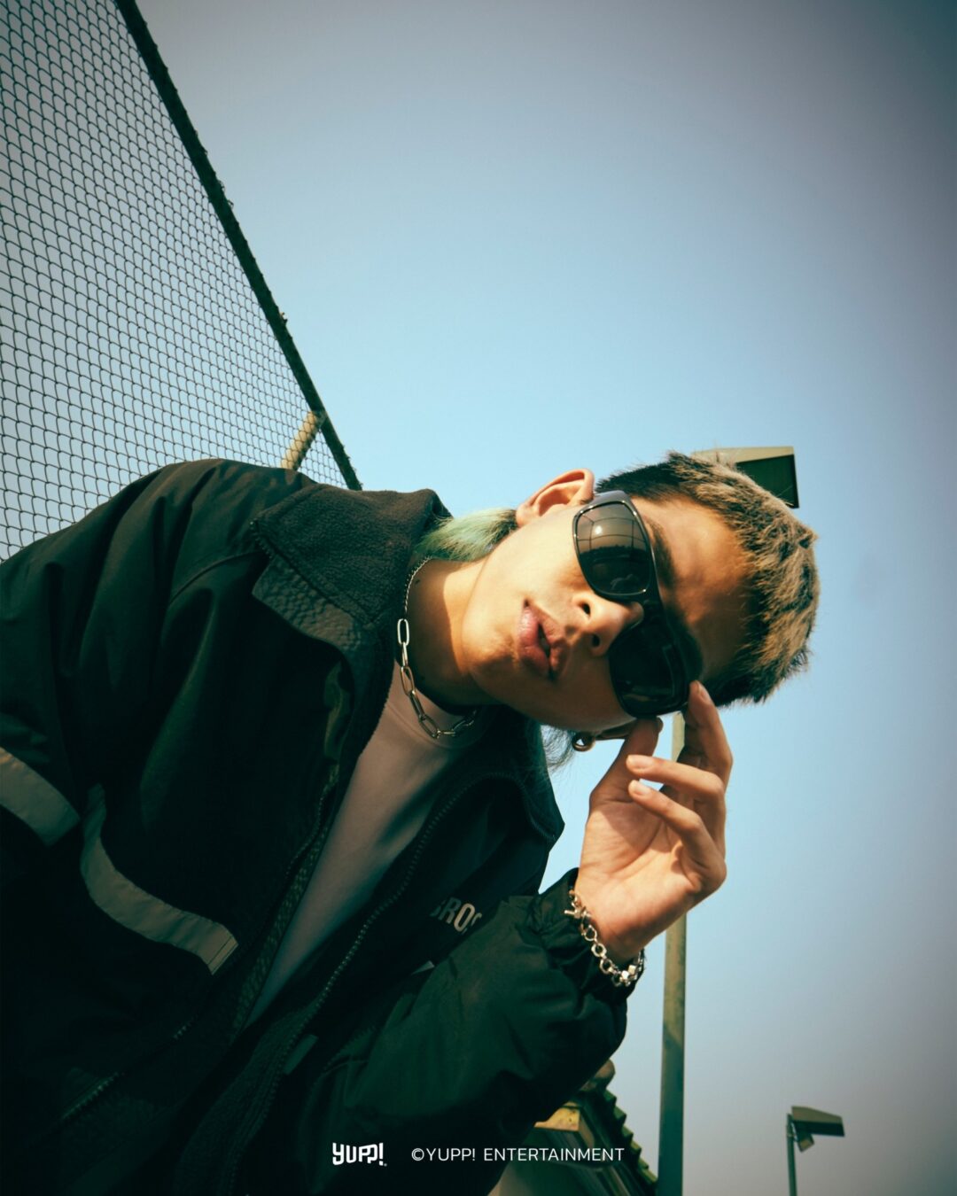 ซิงเกิลใหม่ของ AUTTA “ไม่ว่างมองฟ้า” ร่วมกับ Pratyamic และ K.AGLET ...
