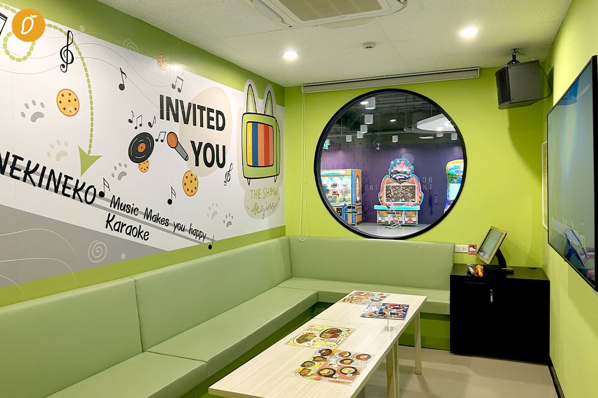 เช้าไม่กลัว ชวนจัดตี้ยันหว่าง! “มาเนกิเนโกะ” ร้านคาราโอเกะ MBK ปิดตี 5