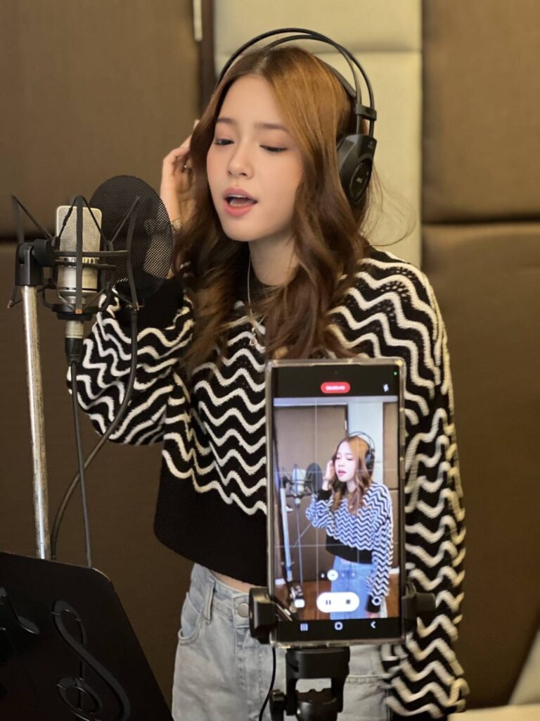 เขย่าวงการ T-POP! เปิดตัว VAVA ศิลปินหญิง Ai เสมือนมนุษย์คนแรกของประเทศไทย เตรียมปล่อยผลงานเพลง ...