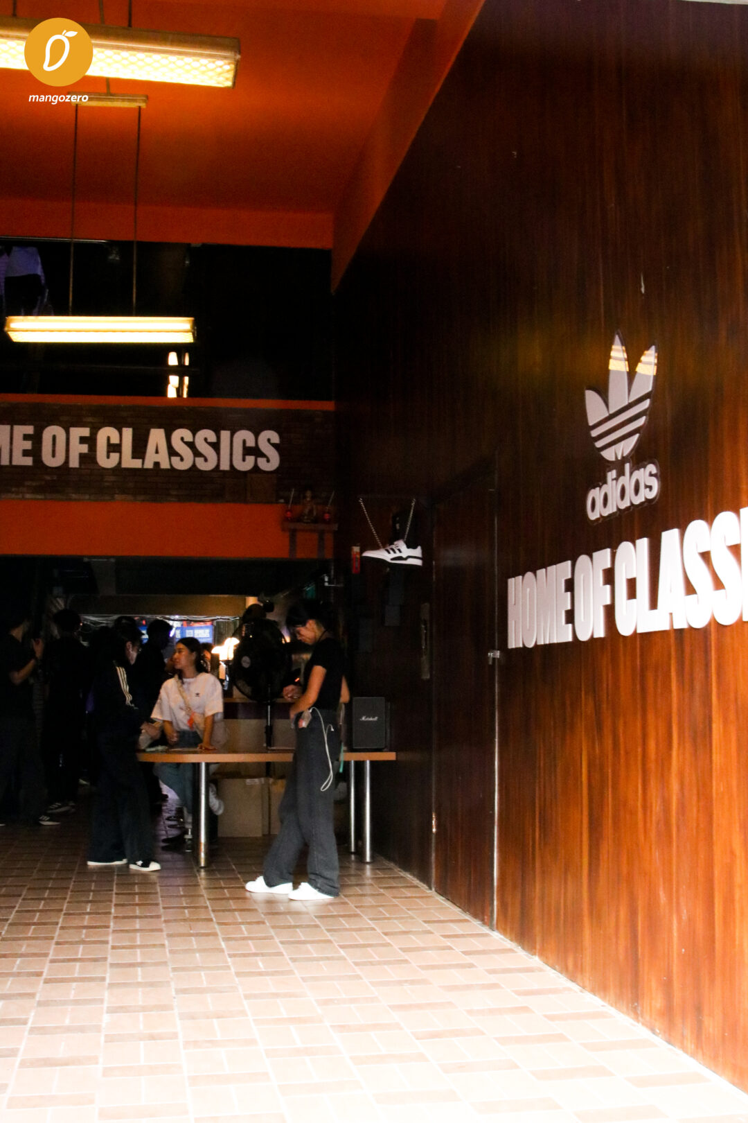 พาทัวร์ ‘HOME OF CLASSICS’ ฉลอง 50 ปีแห่งการสร้างสรรค์รองเท้าสุดคลาสสิก ...
