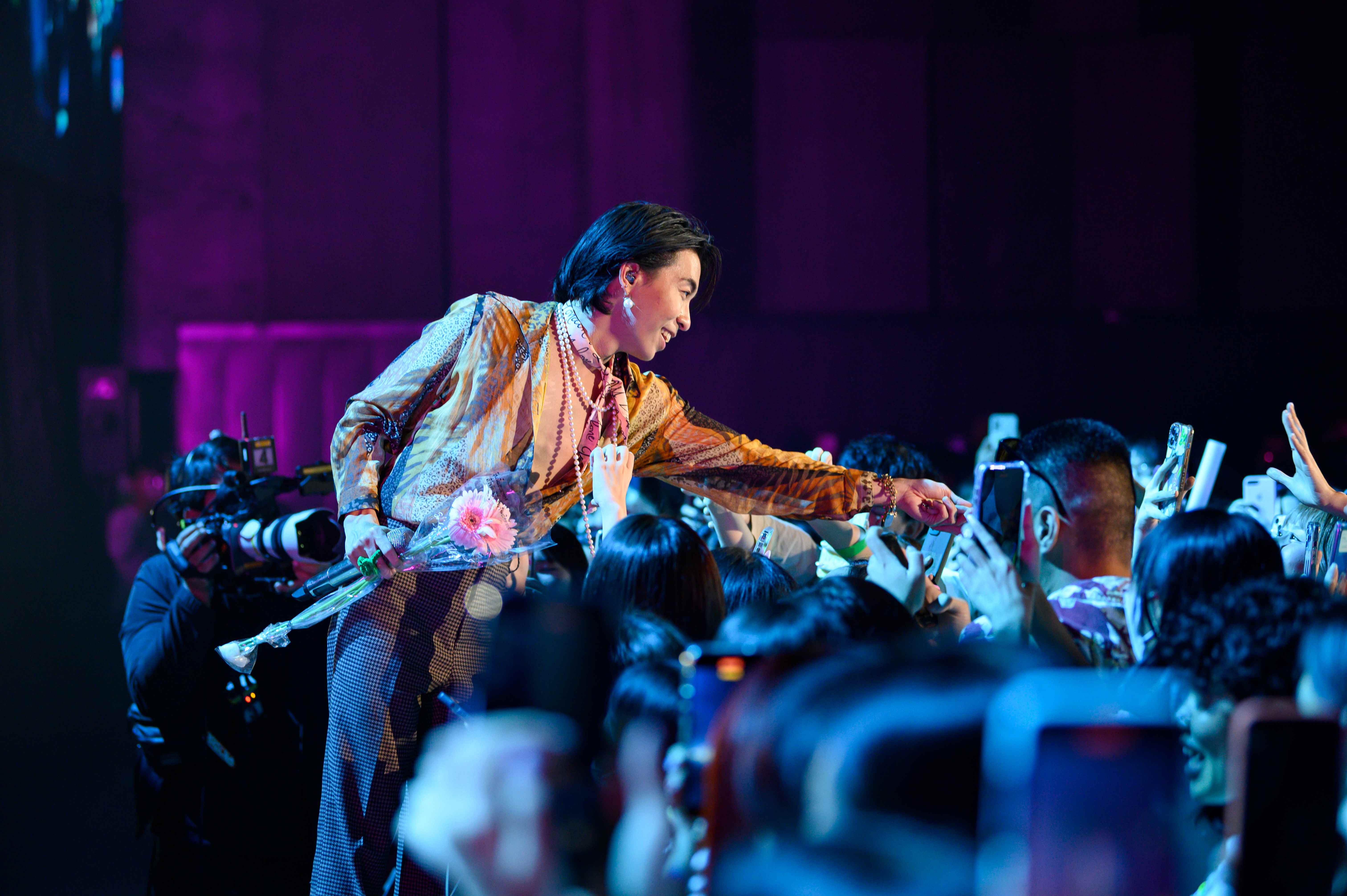 คอนเสิร์ตบรรเทาปวด 19 - Mango Zero