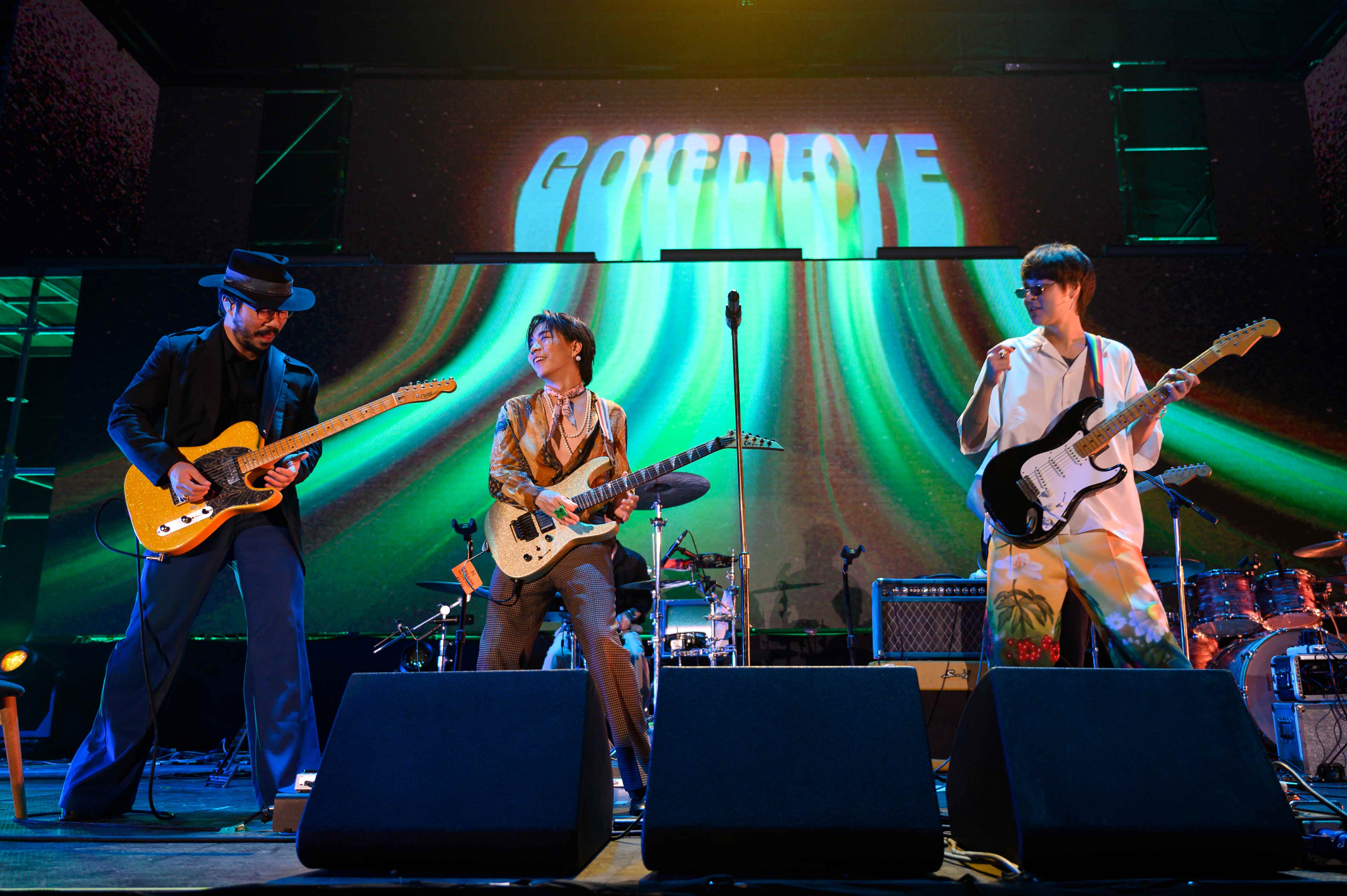 คอนเสิร์ตบรรเทาปวด 20 - Mango Zero