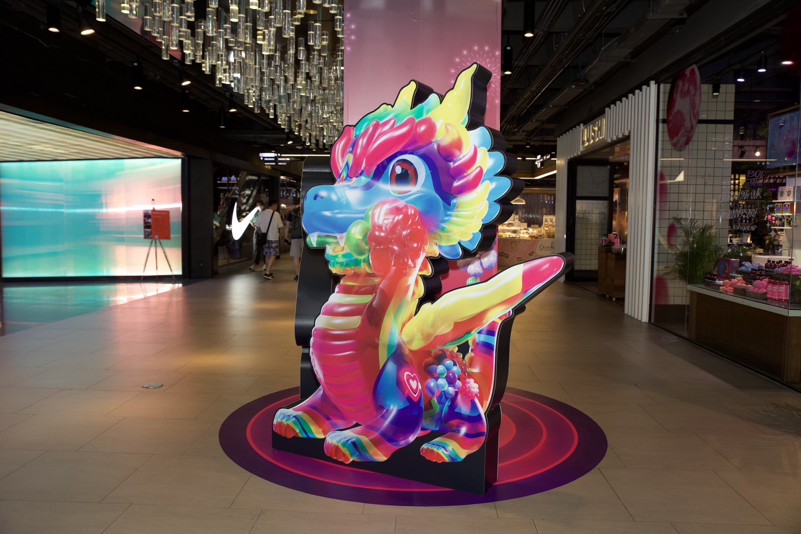 7. Radiant Harmony Dragon ออกแบบโดย Ken Kelleher - Mango Zero