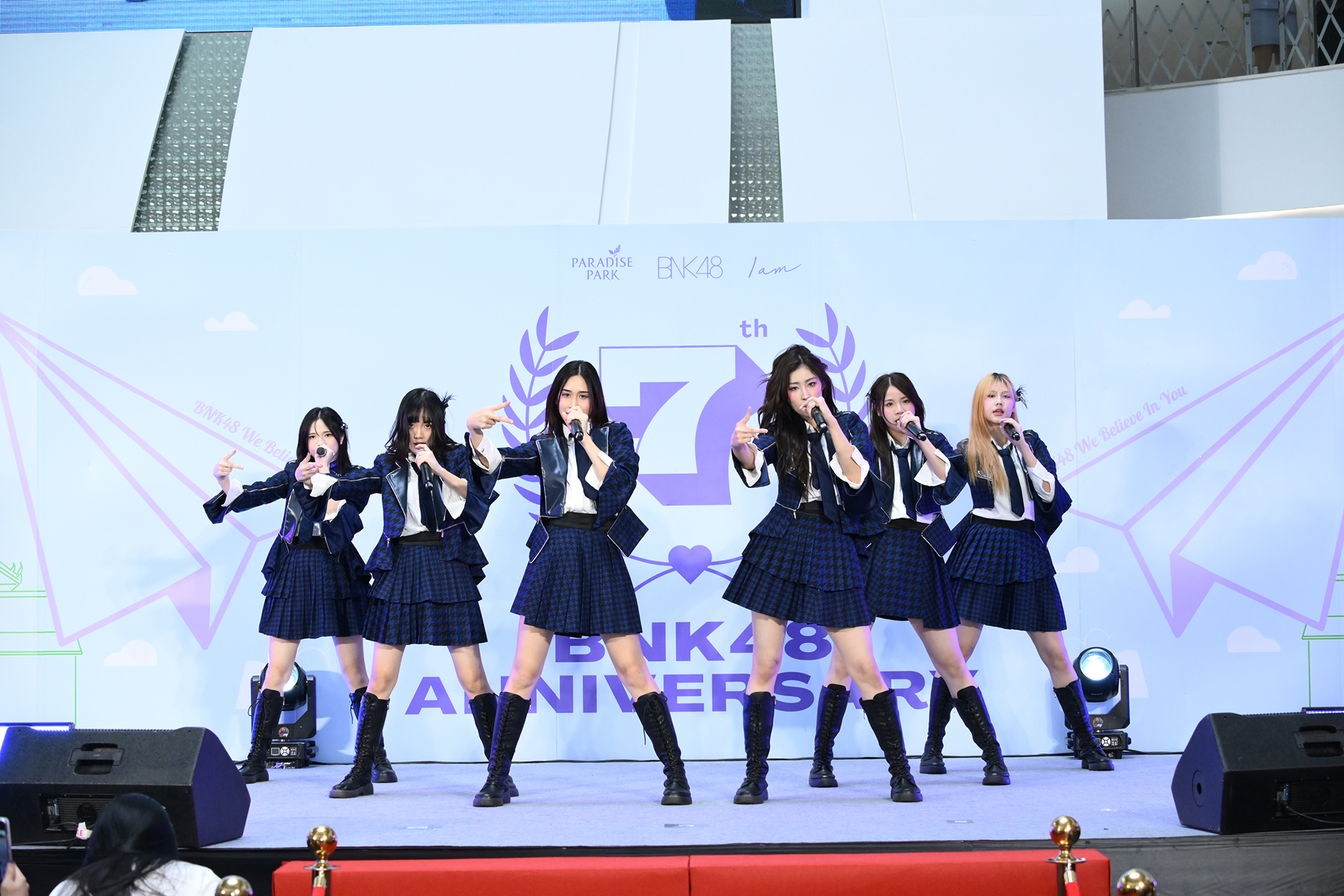 BNK48 (4)_0 - Mango Zero