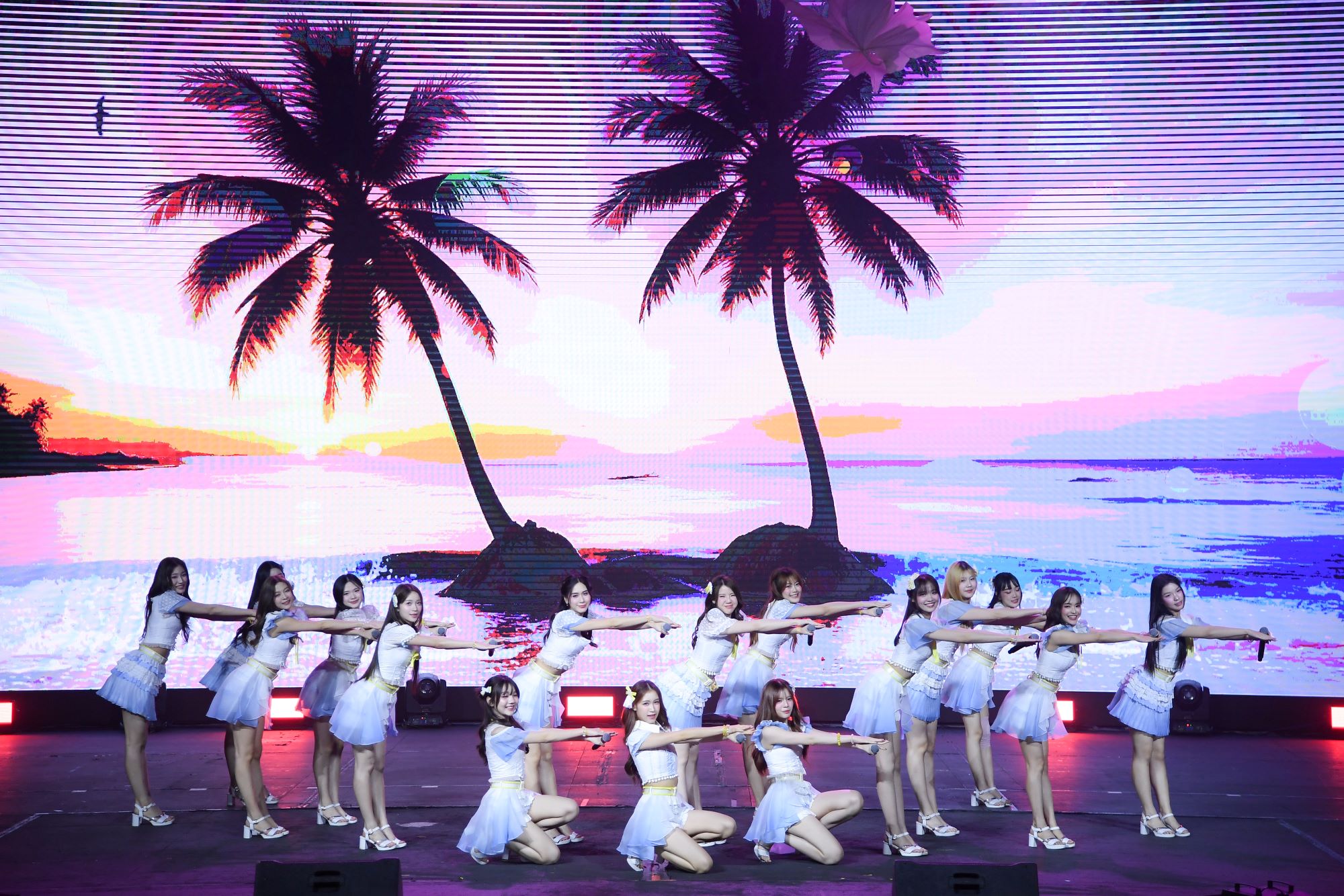 คอนแกรด ปาเอญ่า BNK48 (14) - Mango Zero